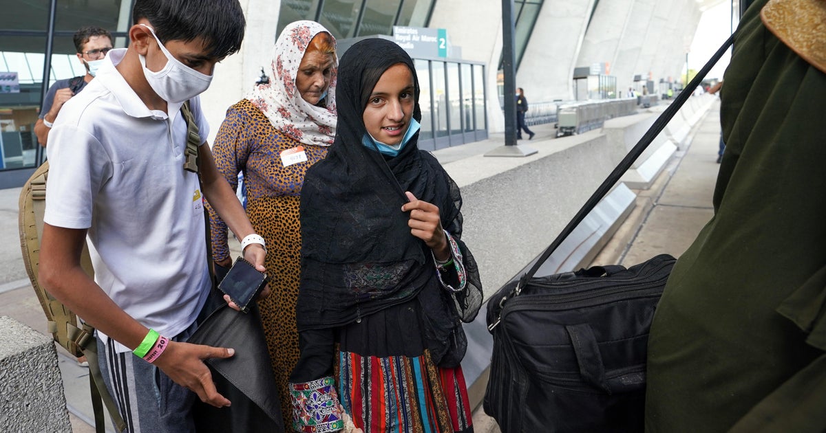 Some Afghan refugee children are arriving in the U.S. without family ...