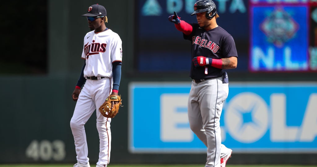 Twins Split Doubleheader With Indians - CBS Minnesota