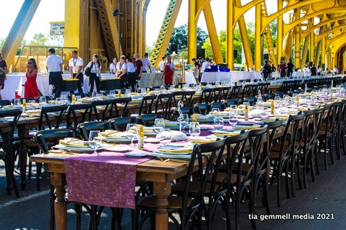 Sacramento Tower Bridge Dinner