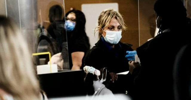 TSA employees push for higher pay and better work conditions - CBS News