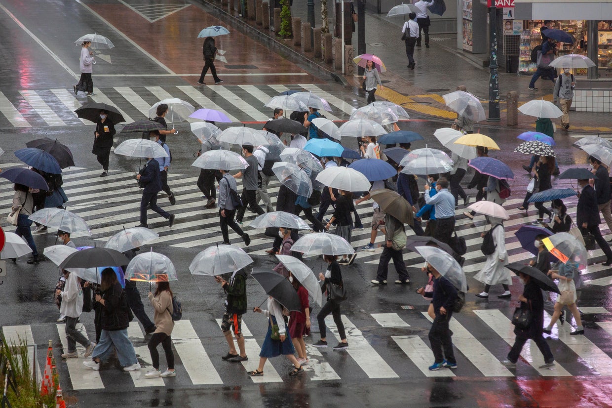 Japan fully drops COVID state of emergency for 1st time in 6 months ...