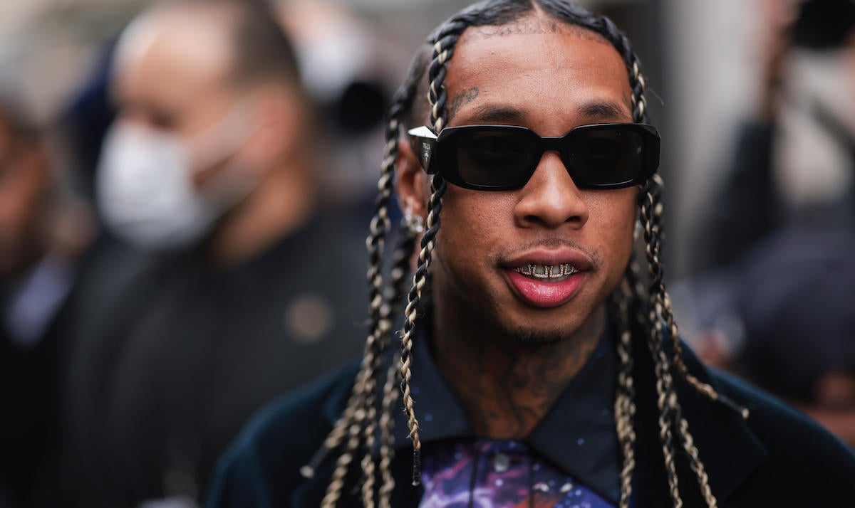 Rapper Tyga arrested for felony domestic violence in Los Angeles - CBS News