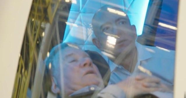 William Shatner sets record on Blue Origin's second successful space ...