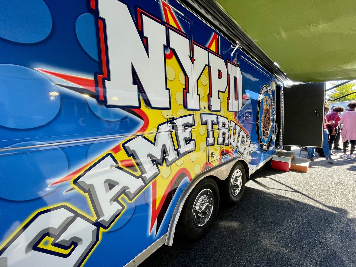NYPD Game Truck Brings Officers, Kids Together Through Love Of Video ...