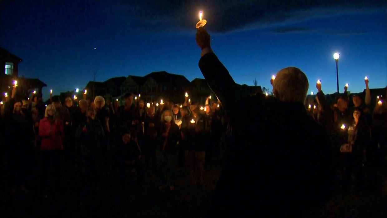 After Losing Her 'Kiddo,' Mom Of Mail Carrier Jason Schaefer Gives ...