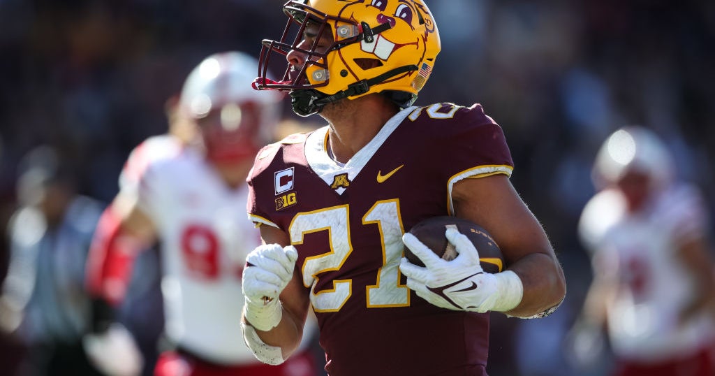 Gophers' Seasoned Line In Peak Form With Maryland Up Next - CBS Minnesota