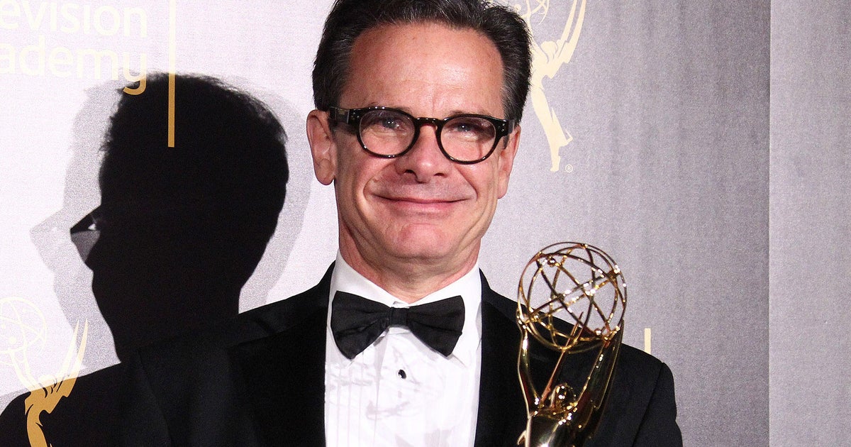 Peter Scolari, known for roles in "Bosom Buddies" and "Girls," dies at ...