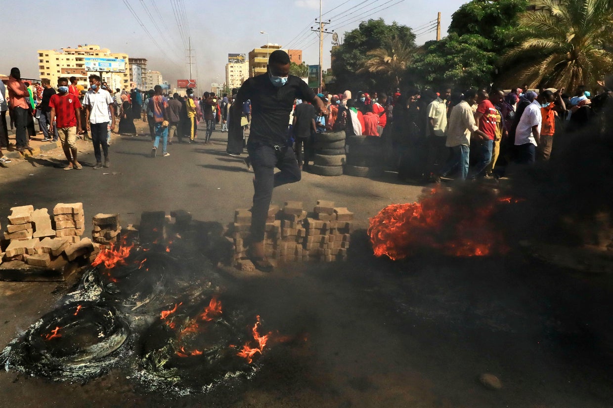 Sudan coup sees military commanders detain civilian leaders and declare ...
