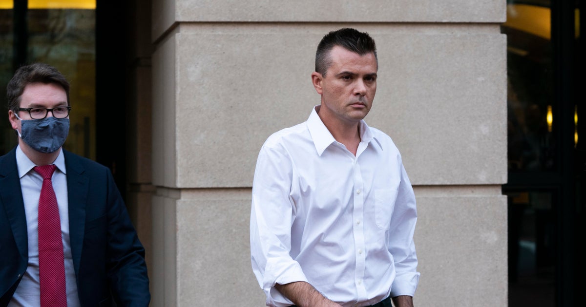 Russian analyst who worked on Steele dossier pleads not guilty to ...