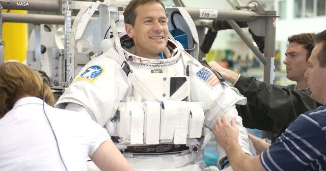 how to draw blood in space