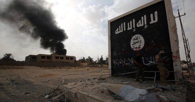 U.S. defense watchdog warns of ISIS "insurgency" - CBS News