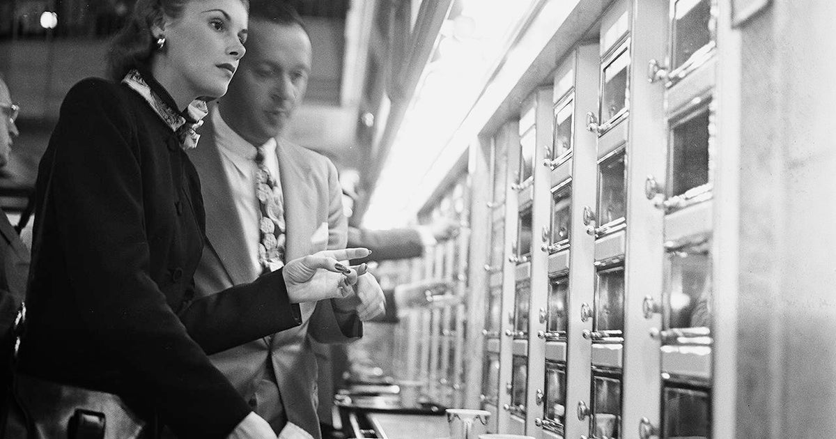 Recipe: Beef and Noodles with Burgundy Sauce - CBS News
