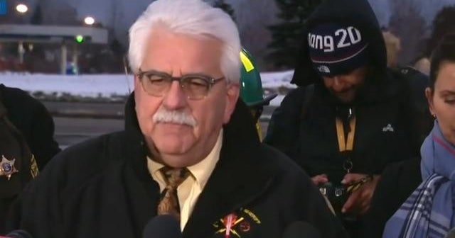 Officials provide update on Michigan high school shooting - CBS News