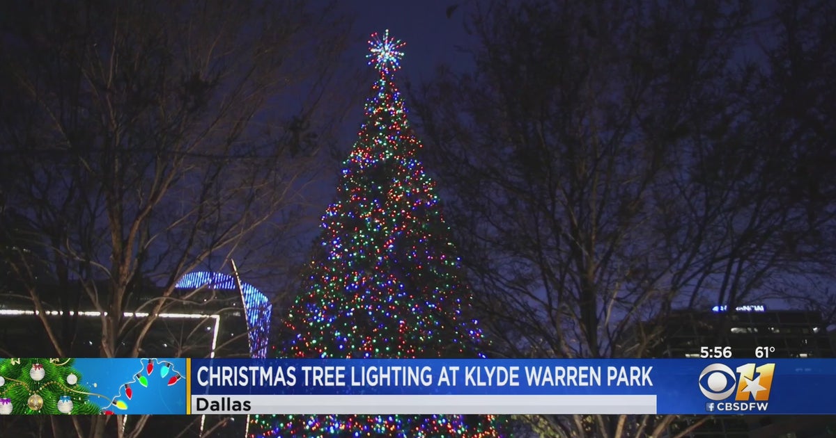 Christmas Tree Lighting Takes Place At Klyde Warren Park In Dallas ...