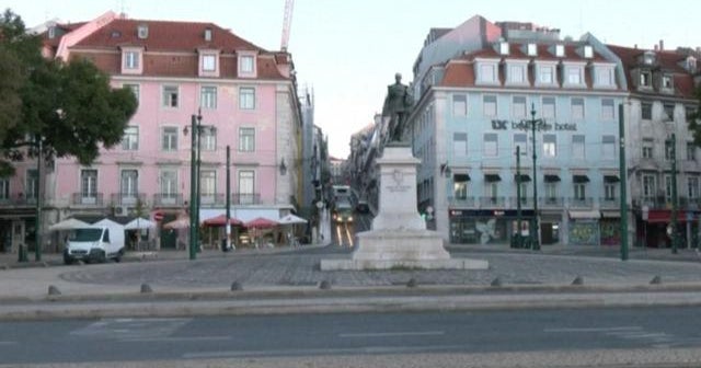 Portugal reinstates restrictions after sharp rise in new COVID-19 cases ... Portugal reinstates restrictions after sharp rise in new COVID-19 cases ...