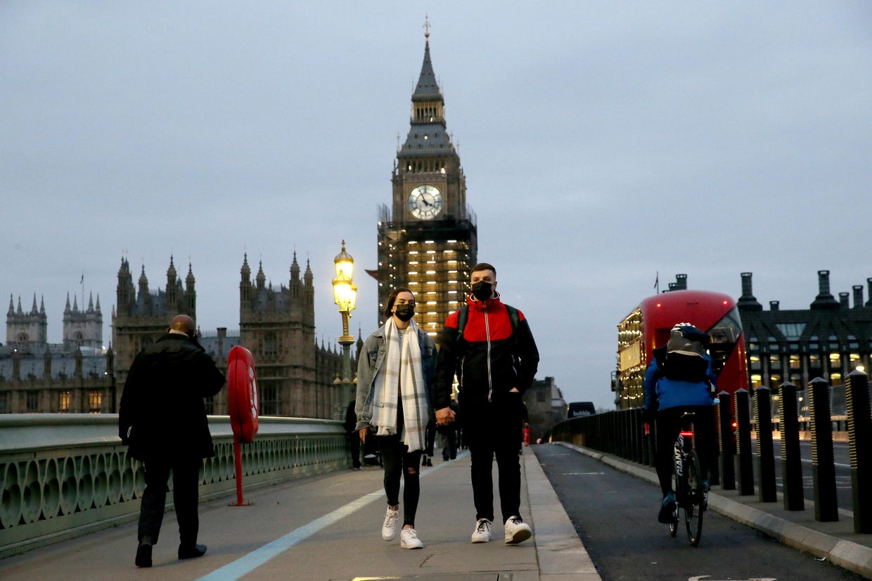 London mayor declares major incident amid COVID-19 case surge - CBS News