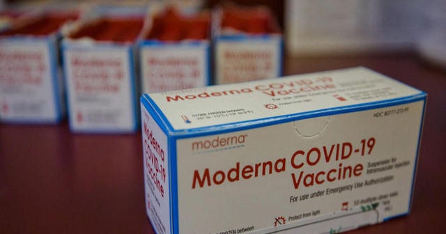 Moderna Says Booster Shot Is Effective Against Omicron As Cases Rise