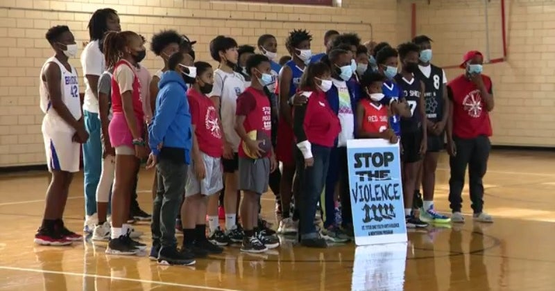Anti Violence Basketball Tournament Gives Kids Hope Through Hoops - CBS ...
