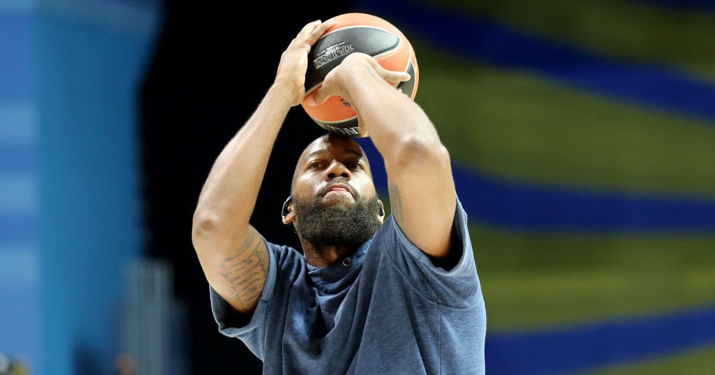 Wolves Sign Center Greg Monroe To 10-Day Contract - CBS Minnesota