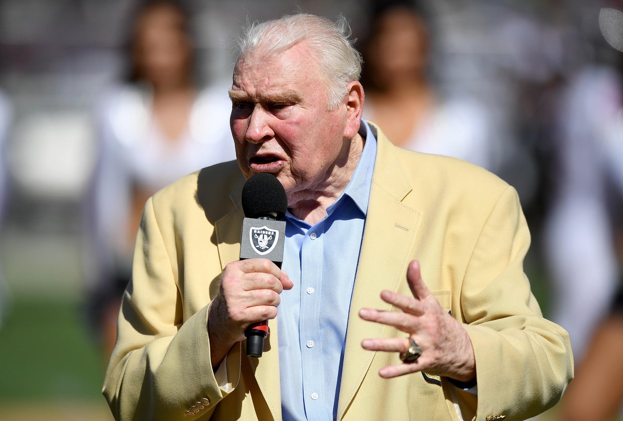 John Madden, legendary NFL sportscaster and coach, dies at 85 - CBS News