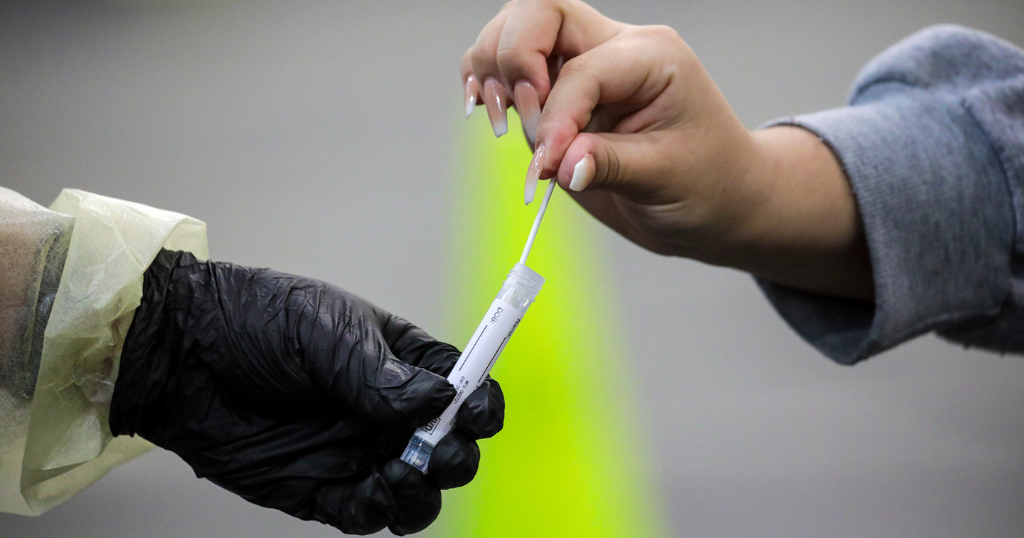 When Should You Take A PCR Test Vs. A Rapid Antigen Test? - CBS Pittsburgh