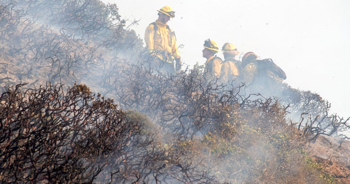Clear Skies, Calm Winds Help Firefighters Strengthen Containment Of Big ...