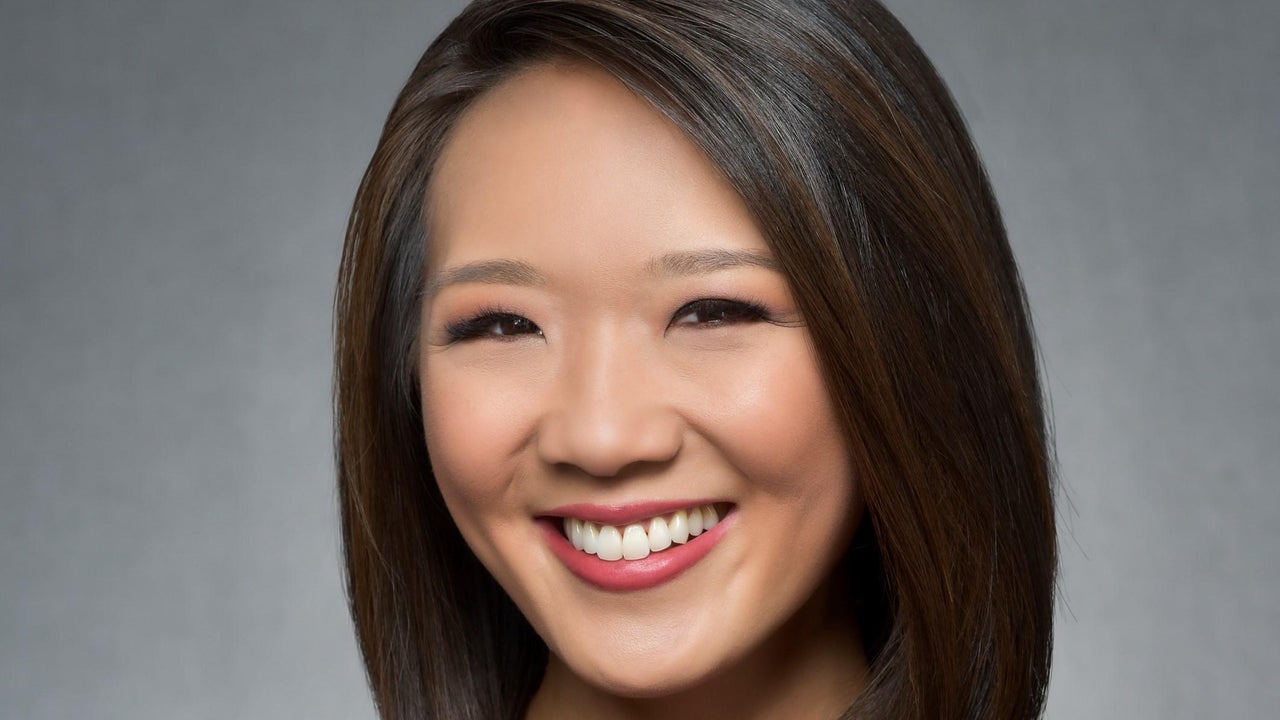 CBS News Team - Anchor & Correspondent Bios - CBS News