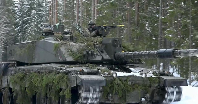 NATO allies' live-fire exercise on Russian border shows unity and ...