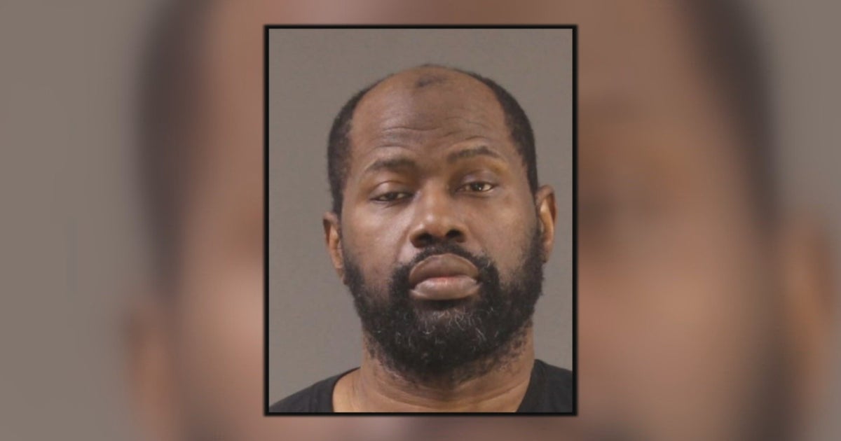 Former Philadelphia Detective James Pitts Charged With Perjury That Led