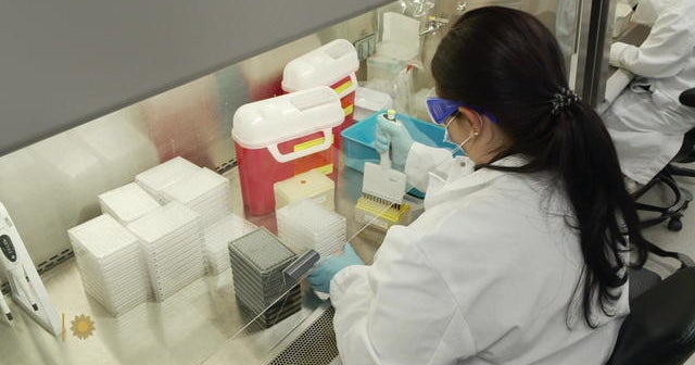 Inside the labs of Pfizer - CBS News