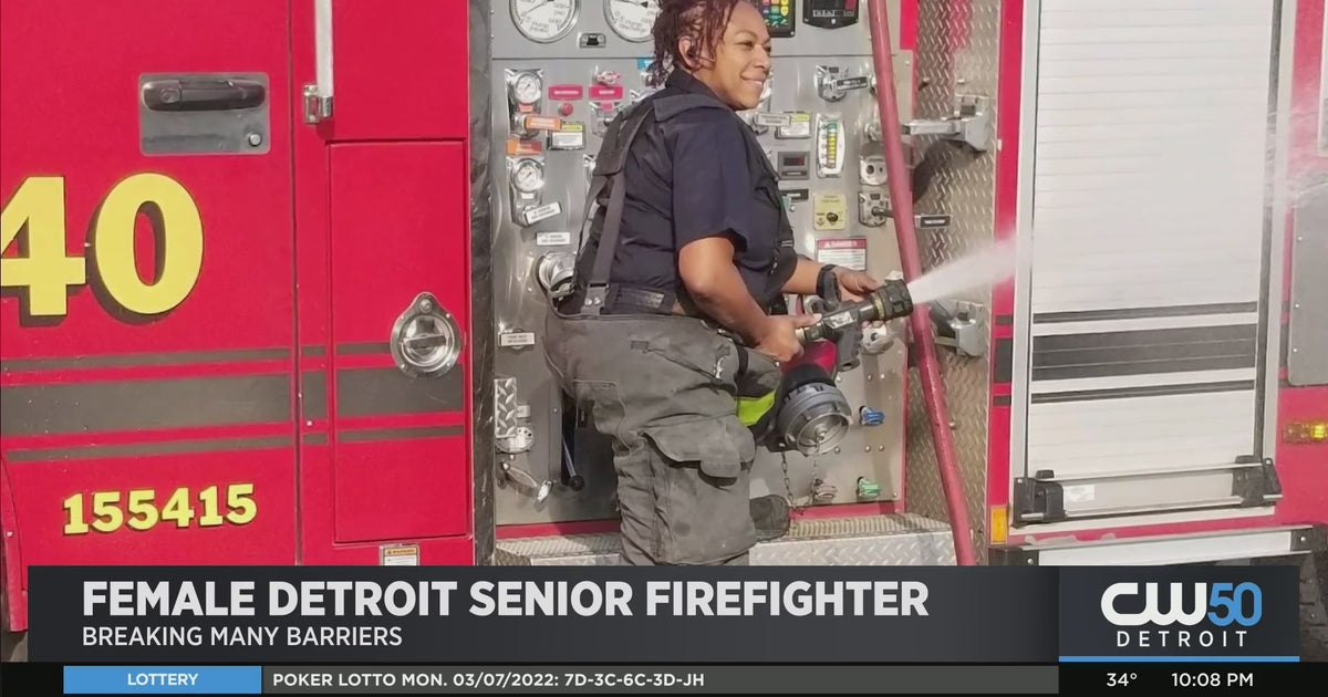 Female Detroit Senior Firefighter Breaking Several Barriers In The City ...