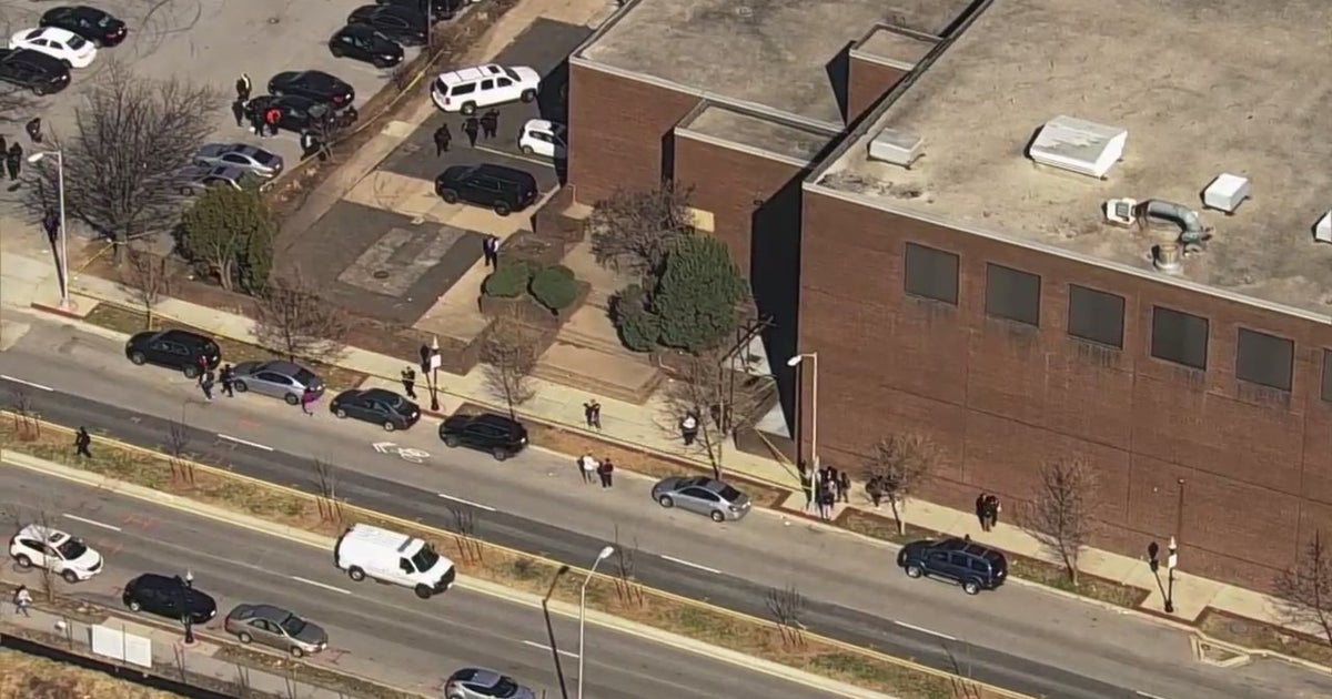 Student Shot Outside Dunbar High School - CBS Baltimore