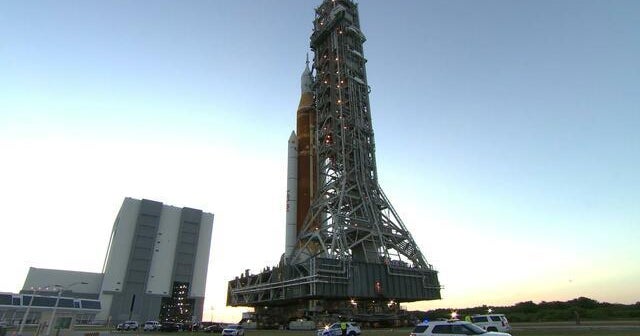 NASA's newest rocket makes launch pad debut - CBS News