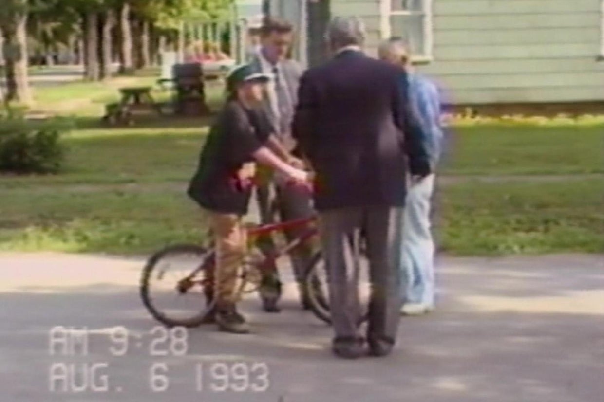 Eric Smith's release from prison after 28 years a "huge gamble" says prosecutor - CBS News