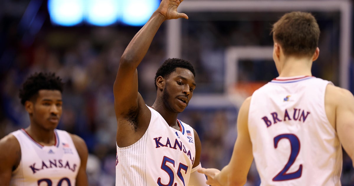 Four teams with many Chicagoans to vie for Final Four spot in Midwest ...