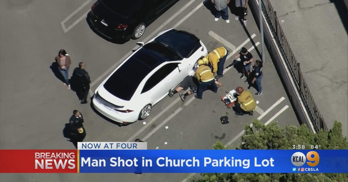 Three shooting suspects arrested after brief Koreatown pursuit - CBS ...