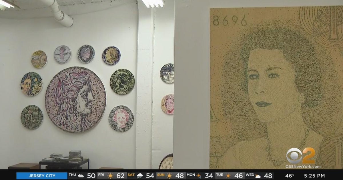 Chelsea artist showcases currency depicting women - CBS New York