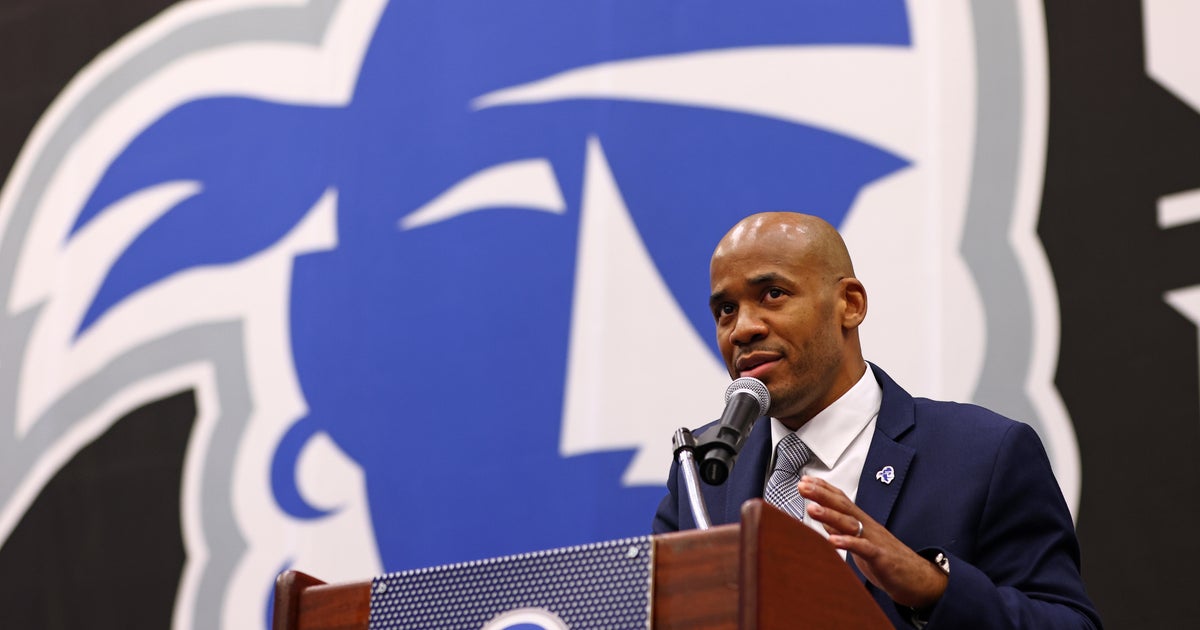 Seton Hall introduces Shaheen Holloway as new head men's basketball ...