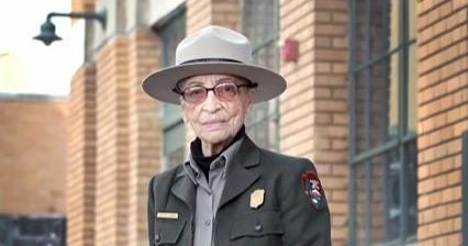 Nation's oldest park ranger, Betty Reid Soskin, retires at age 100 ...