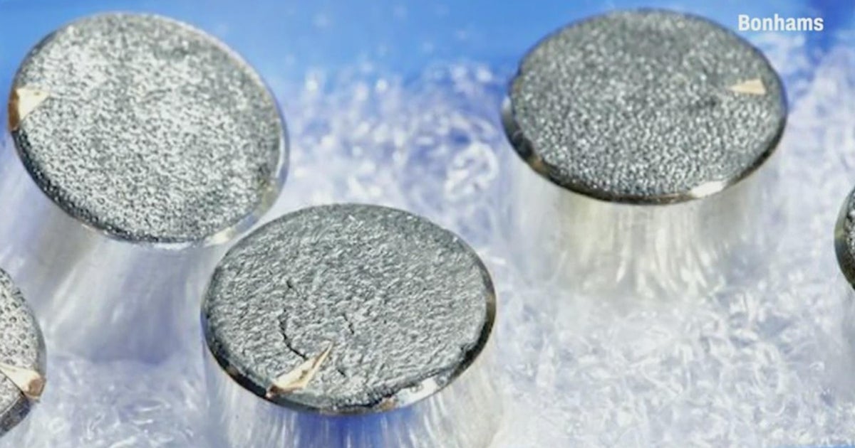 Lunar dust collected by Neil Armstrong during 1969 Apollo 11 space ...