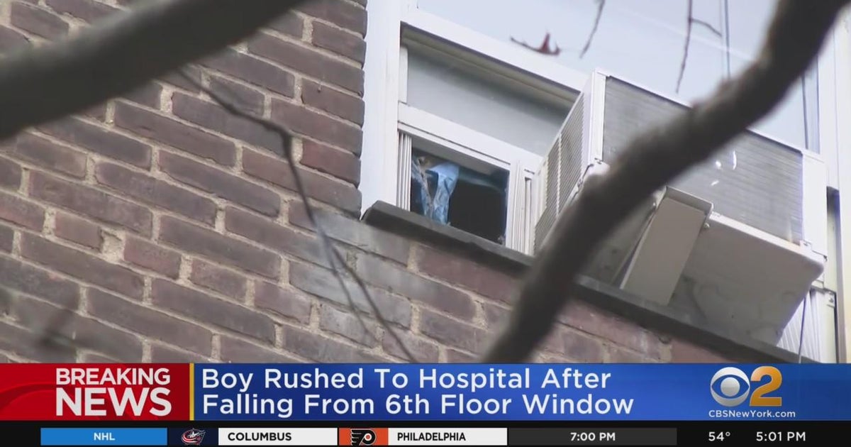 4-year-old boy falls from 6th floor window in the Bronx - CBS New York