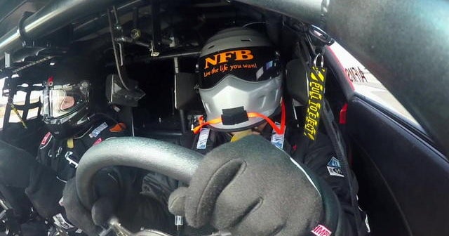 A blind drag racer's singular vision - CBS News