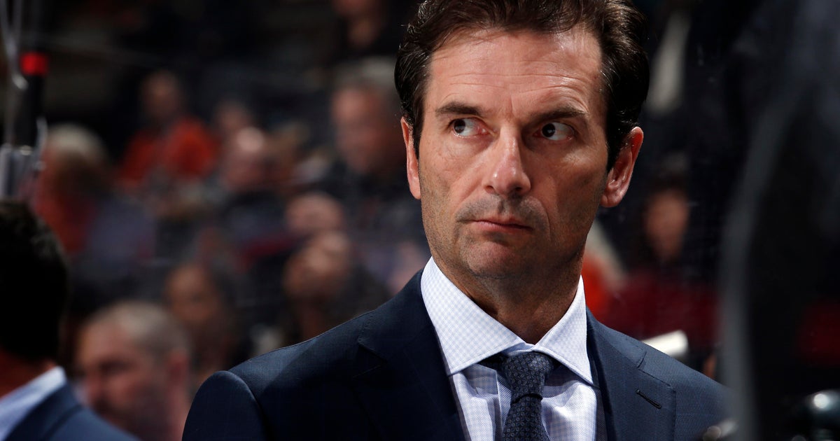 Anaheim Ducks pick up '23 option for coach Dallas Eakins - CBS Los Angeles