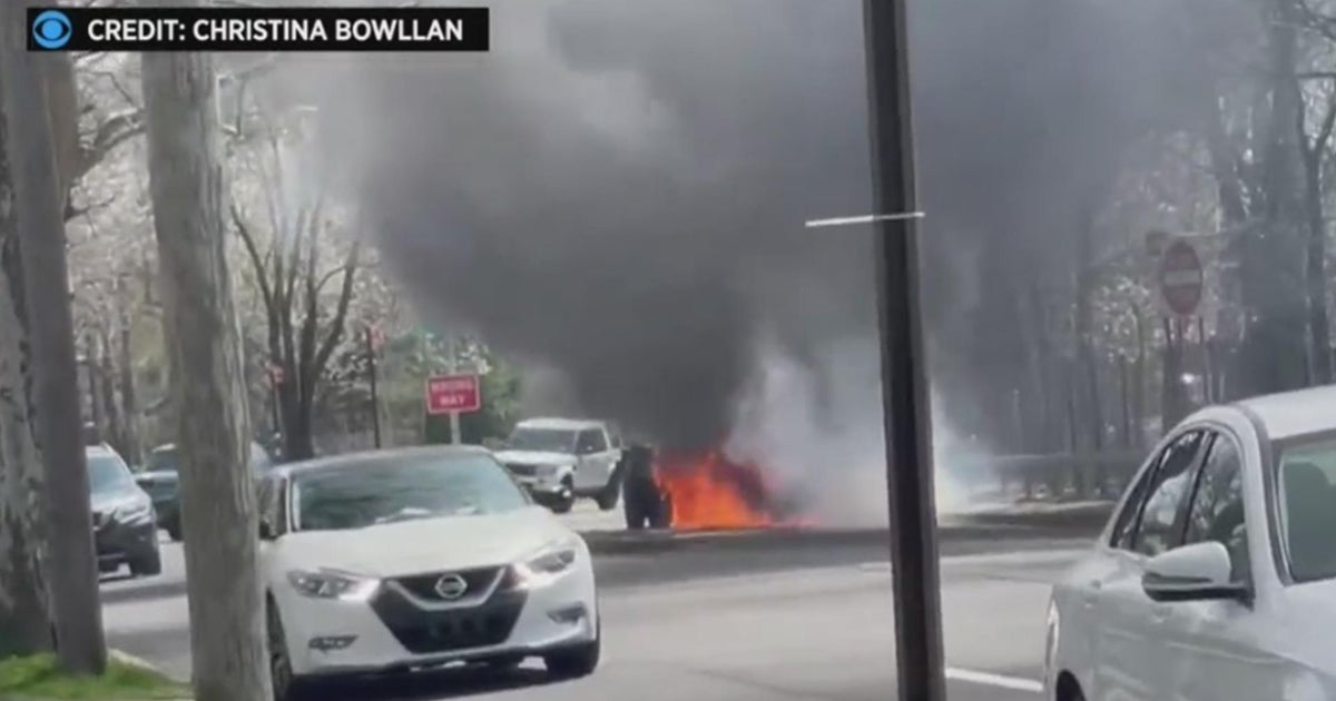 FDNY responds to oil tanker truck fire on Clearview Expressway - CBS ...