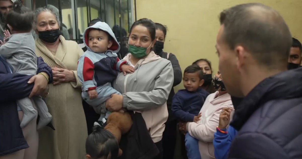 Network Launched To Help Refugees Resettle In Metro Detroit - CBS Detroit