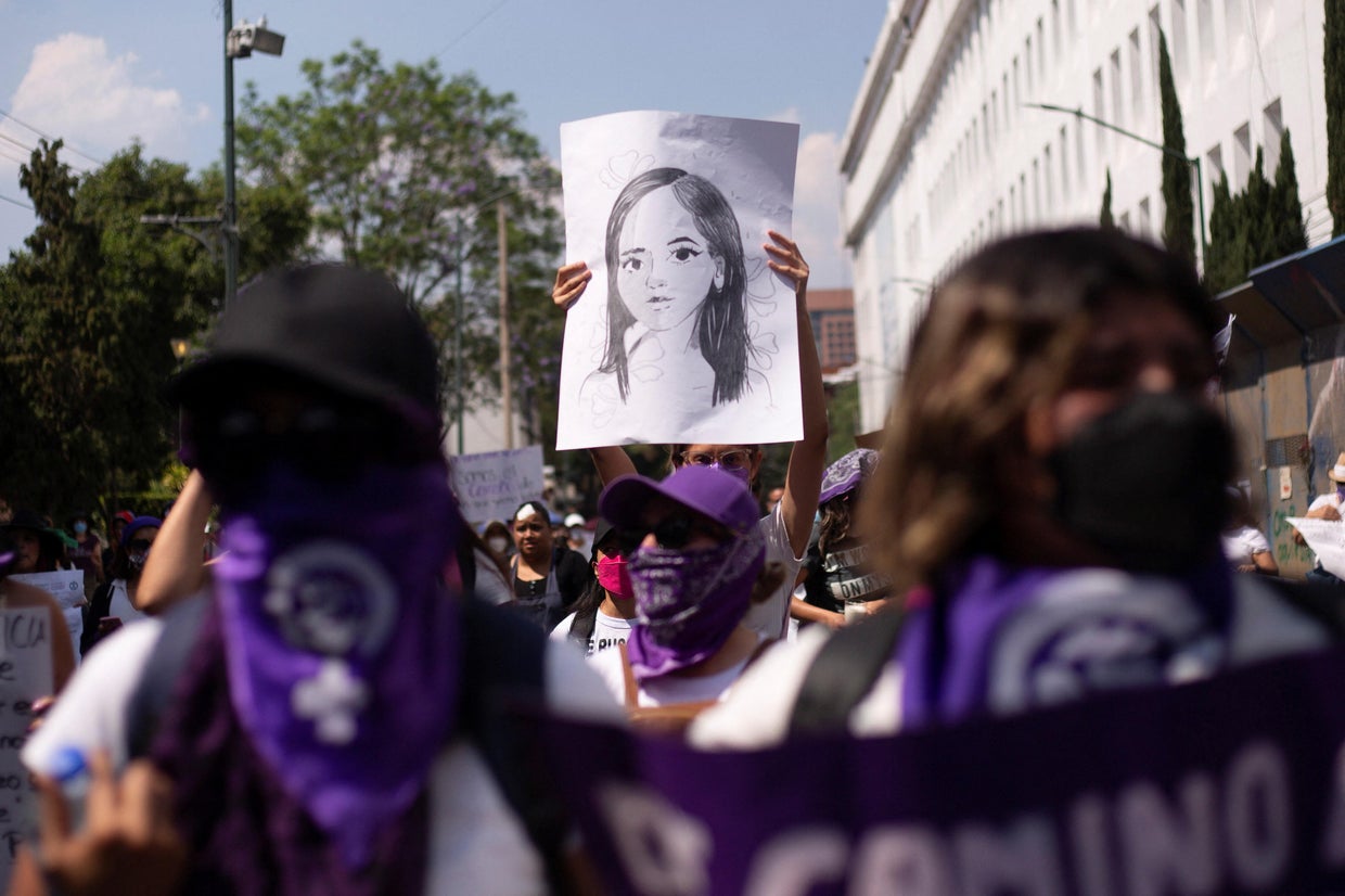 Debanhi Escobar killing: Hundreds of women protest after missing 18 ...