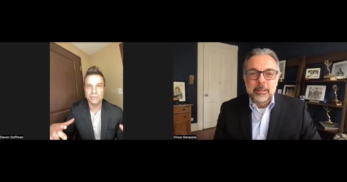'Jersey Boys' star Devon Goffman talks with Vince Gerasole - CBS Chicago