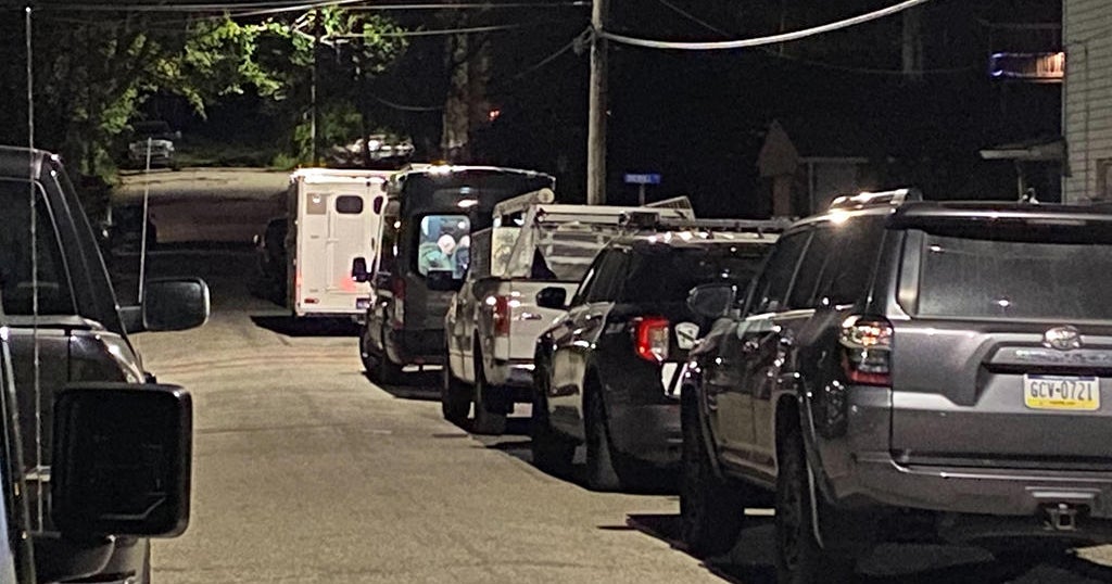 SWAT team surrounds home in South Park - CBS Pittsburgh