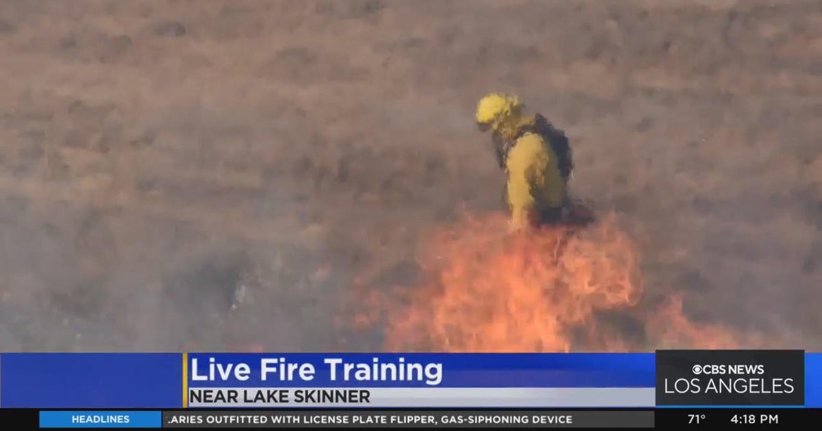 Firefighters practice live fire training in Riverside County - CBS Los ...