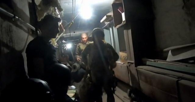 On the frontlines in battle to defend Ukraine - CBS News